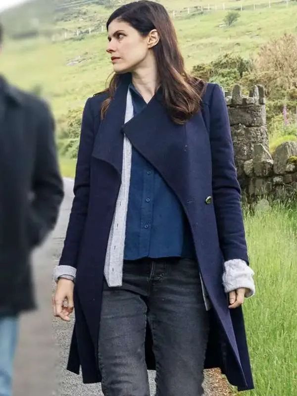 Mayfair Witches S02 Alexandra Daddario Blue Wool Coat – Jacket Creator