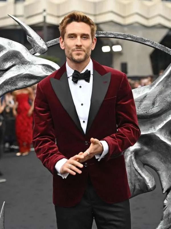 The Witcher S03 Bart Edwards Red Velvet Blazer – Jacket Creator